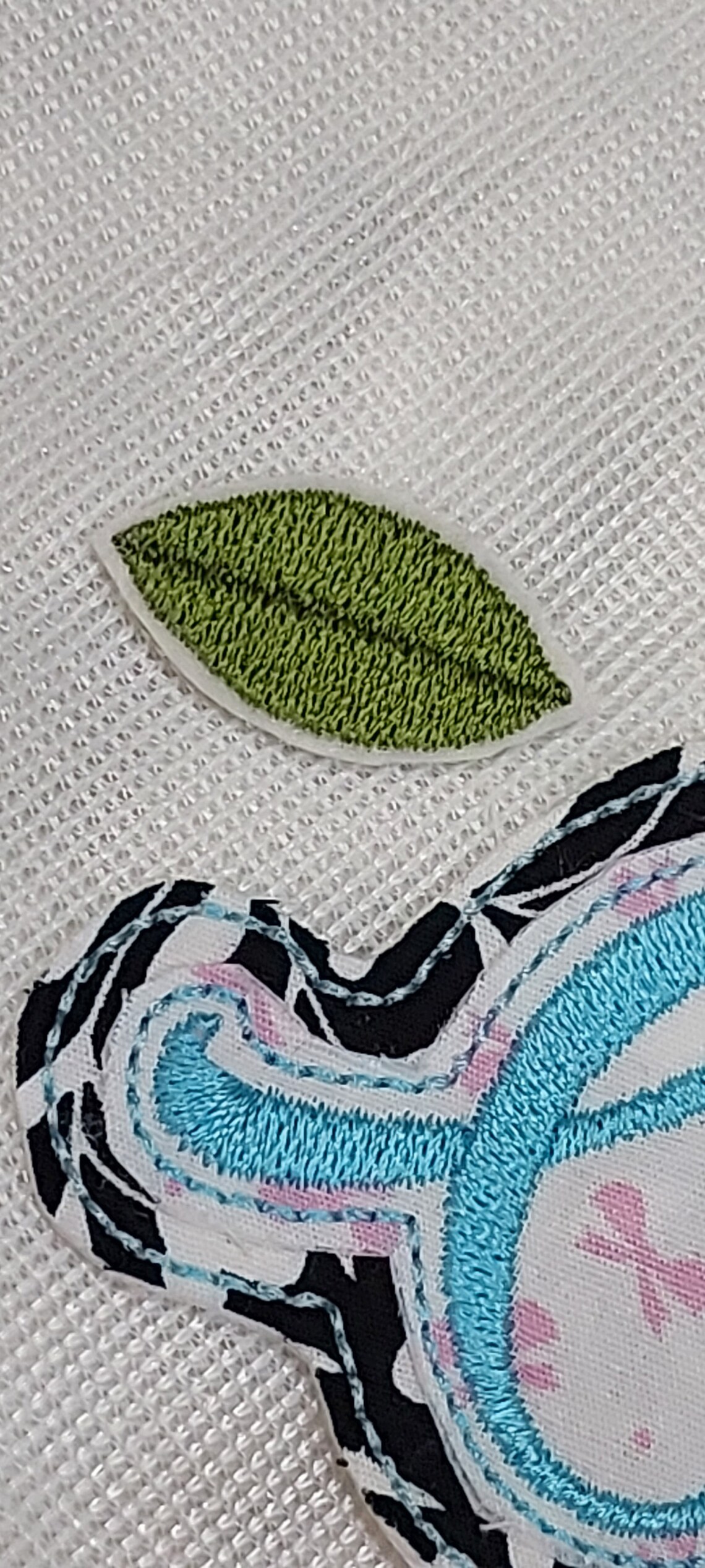 Mini Leaf Embroidery Design, Leaf Embroidery Designs, Mini Leaf ...