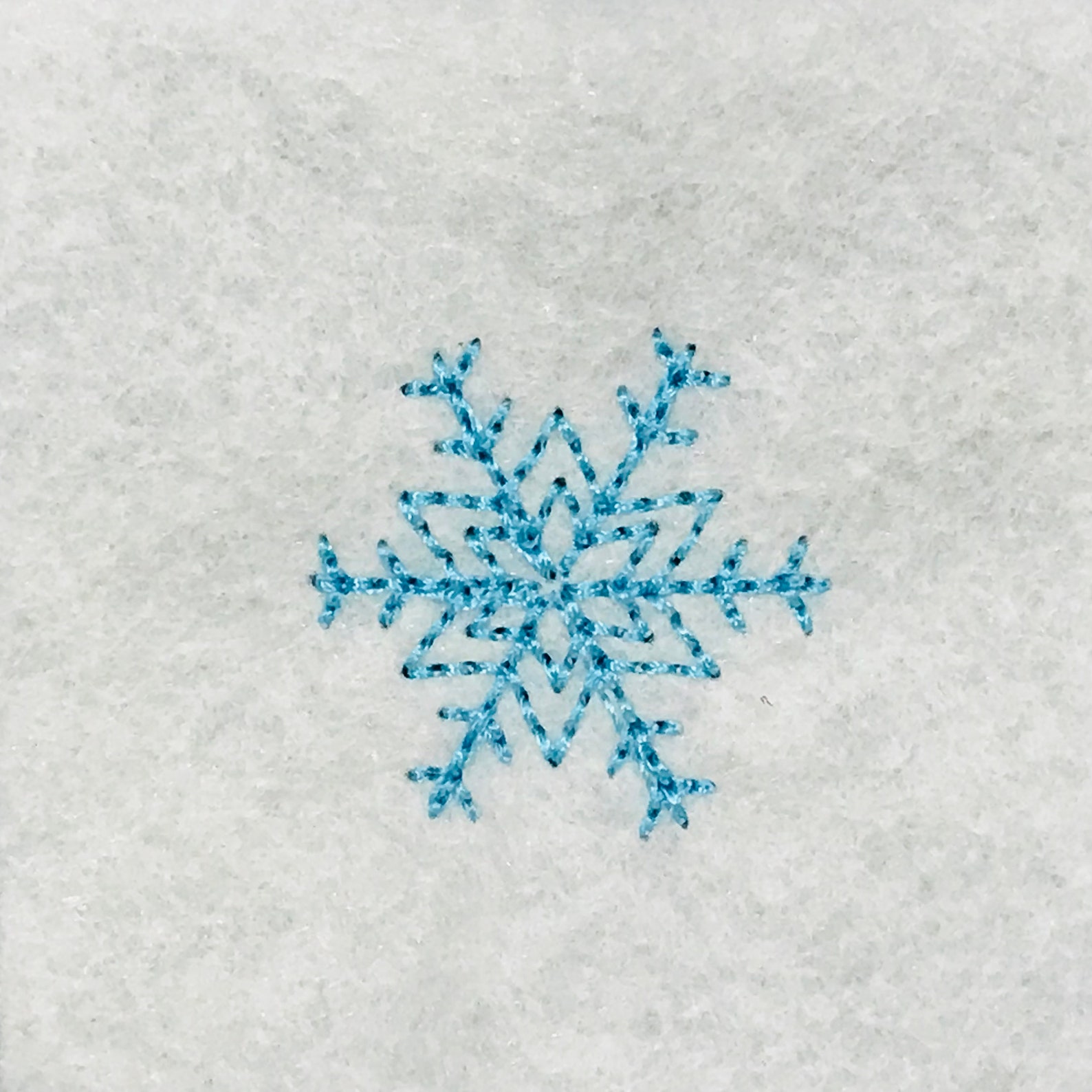 4 Snowflakes Embroidery Designs, Mini Embroidery, Winter Machine ...