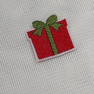 Mini Gift Box Embroidery Design, Mini Present Embroidery Designs ...