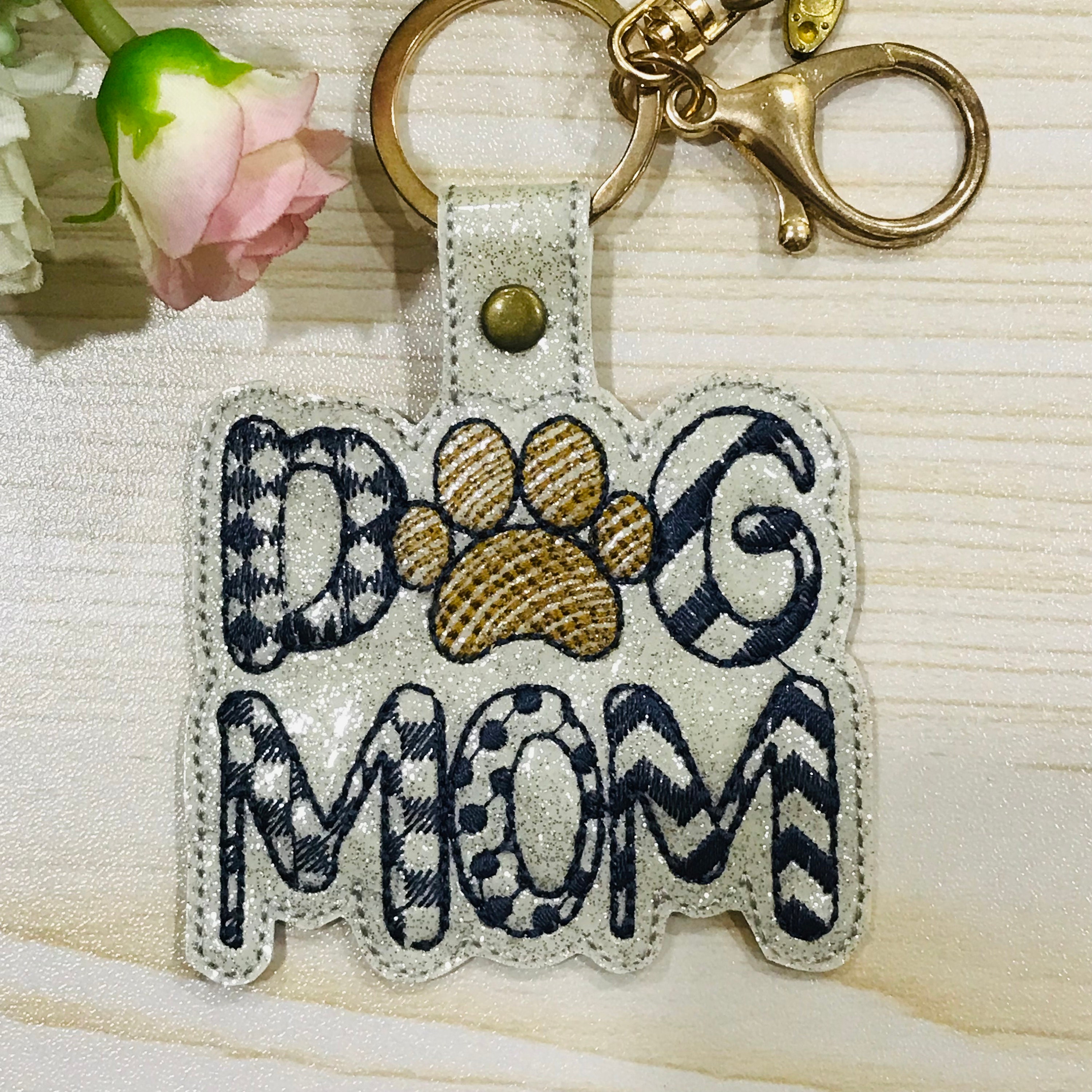Dog Mom Snap Tab in the Hoop ITH Machine Embroidery Designs, Keychain ...