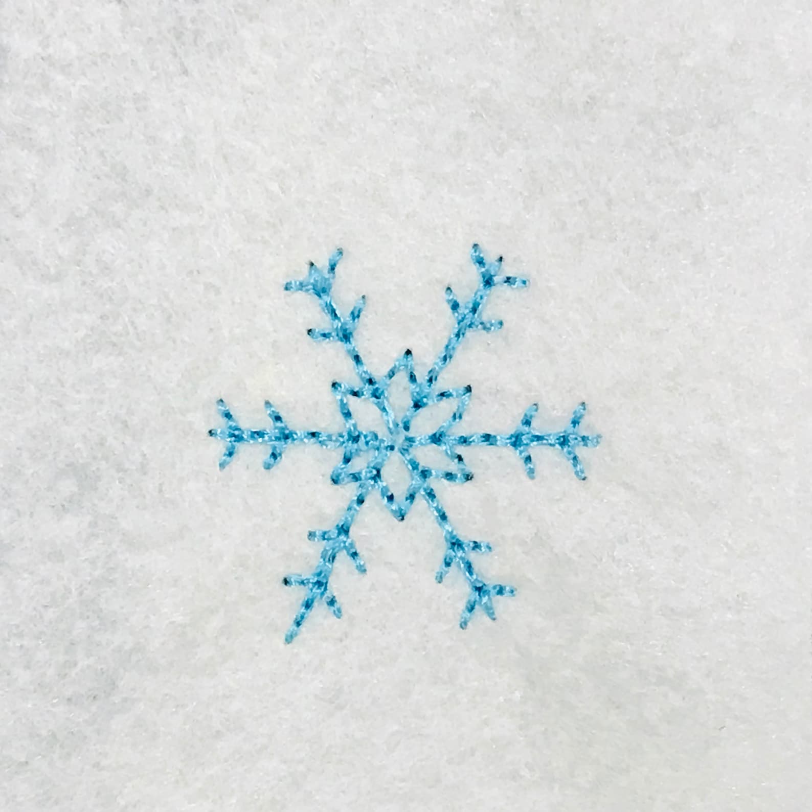 4 Snowflakes Embroidery Designs, Mini Embroidery, Winter Machine ...