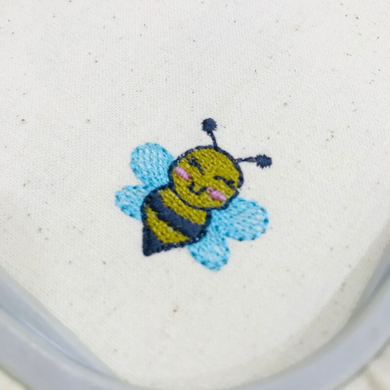 Mini Bee Embroidery Design, Small Bee Machine Embroidery Designs ...