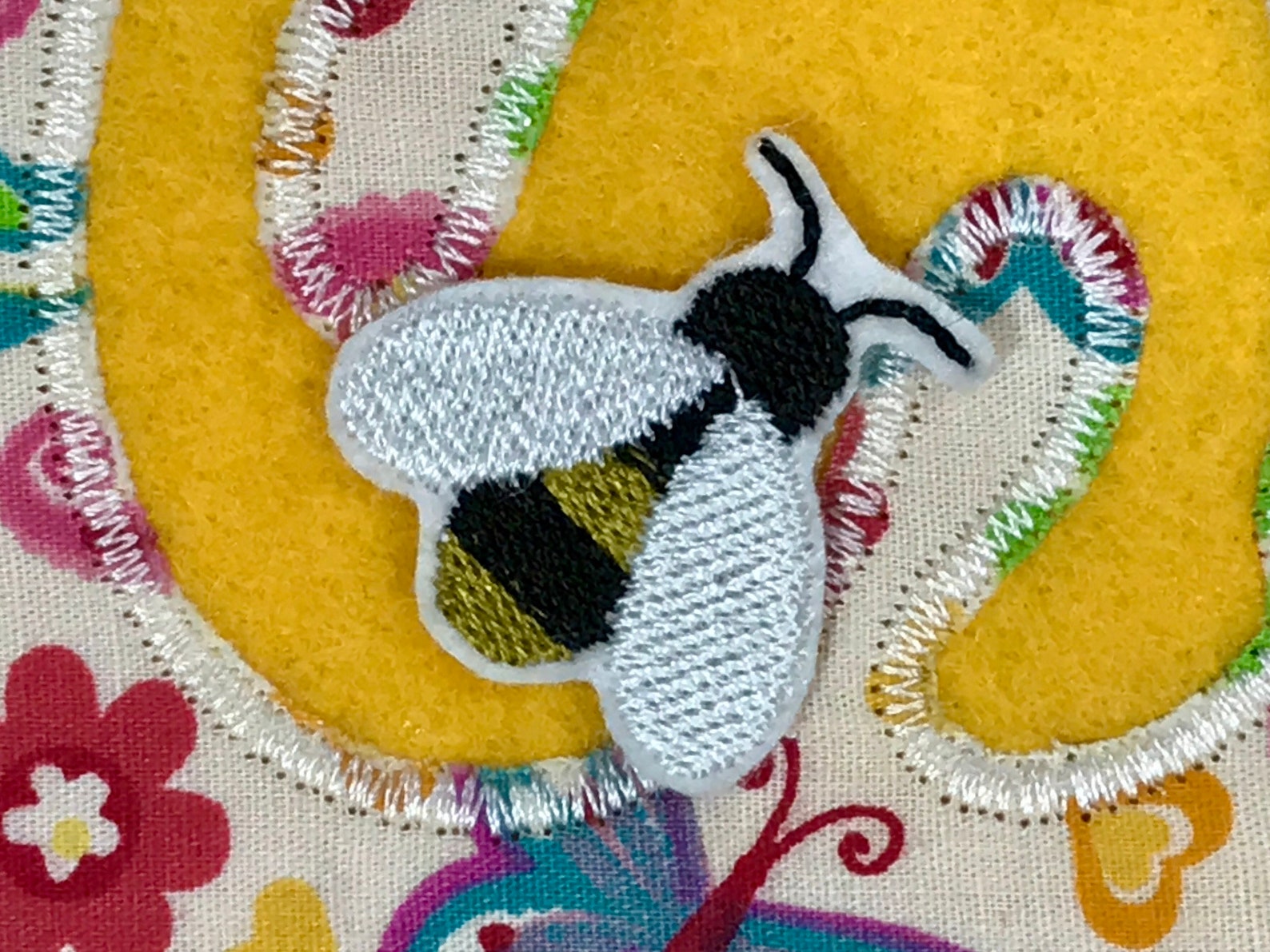 Mini Bee Machine Embroidery Designs - Instant Download - Etsy