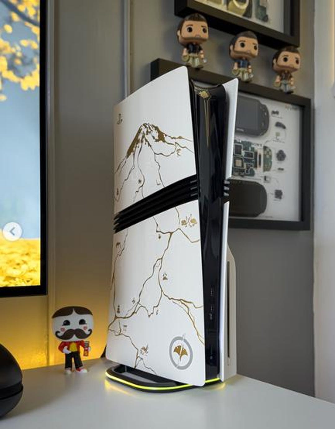 PS5 Pro & Slim - White Gold LIMITED EDITION Ghosts of Yotei Faceplate ...