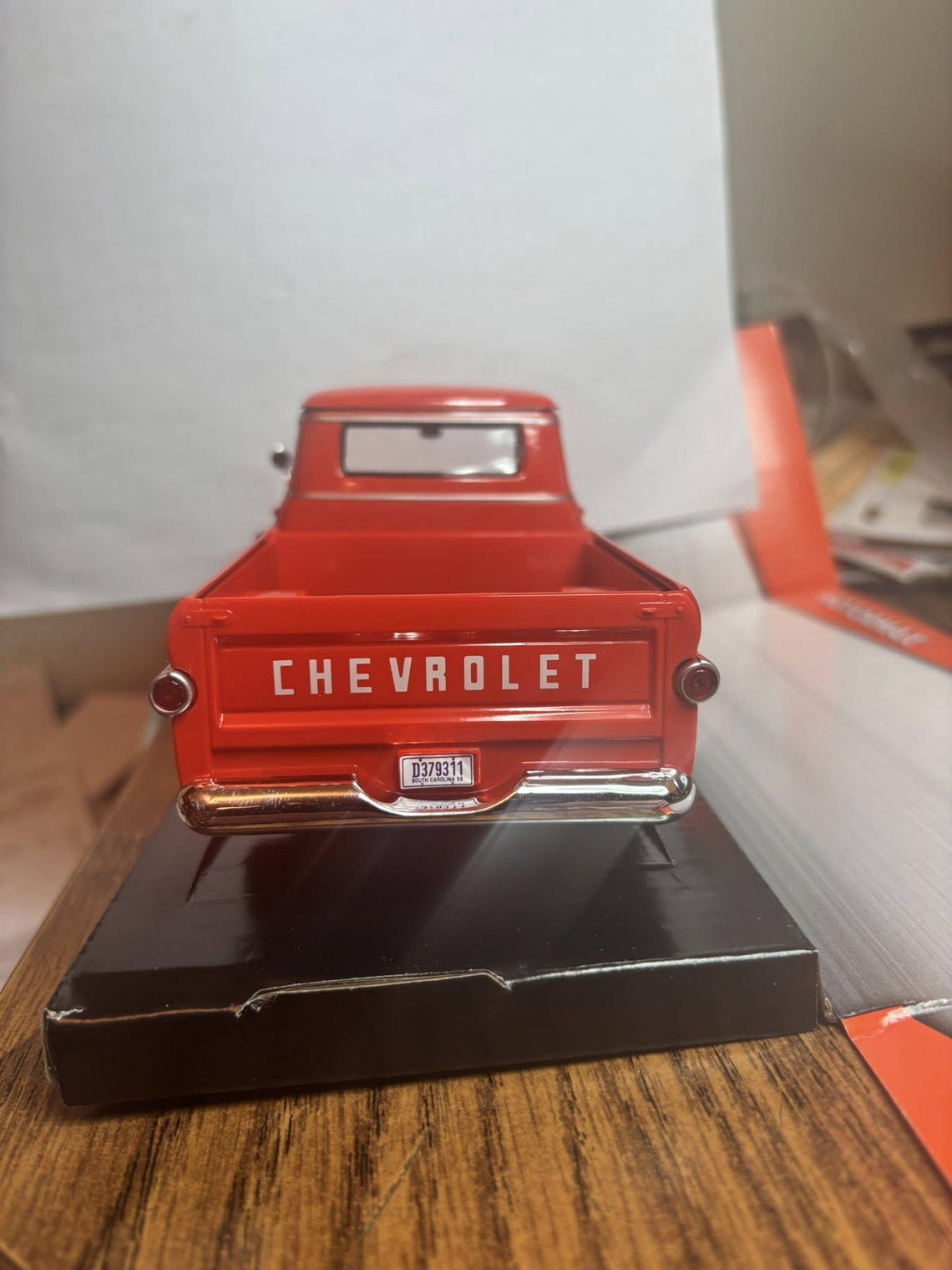 124CHE79311OR 1:24 Scale 1958 Chevrolet Apache Fleetside Pickup Orange ...