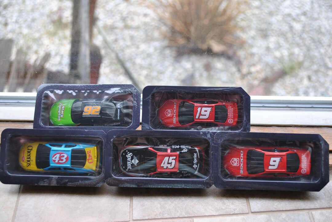 Hot Wheels Cheerios Promos Race Cars Number 45 Dodge,19 Dodge, 9 Dodge ...
