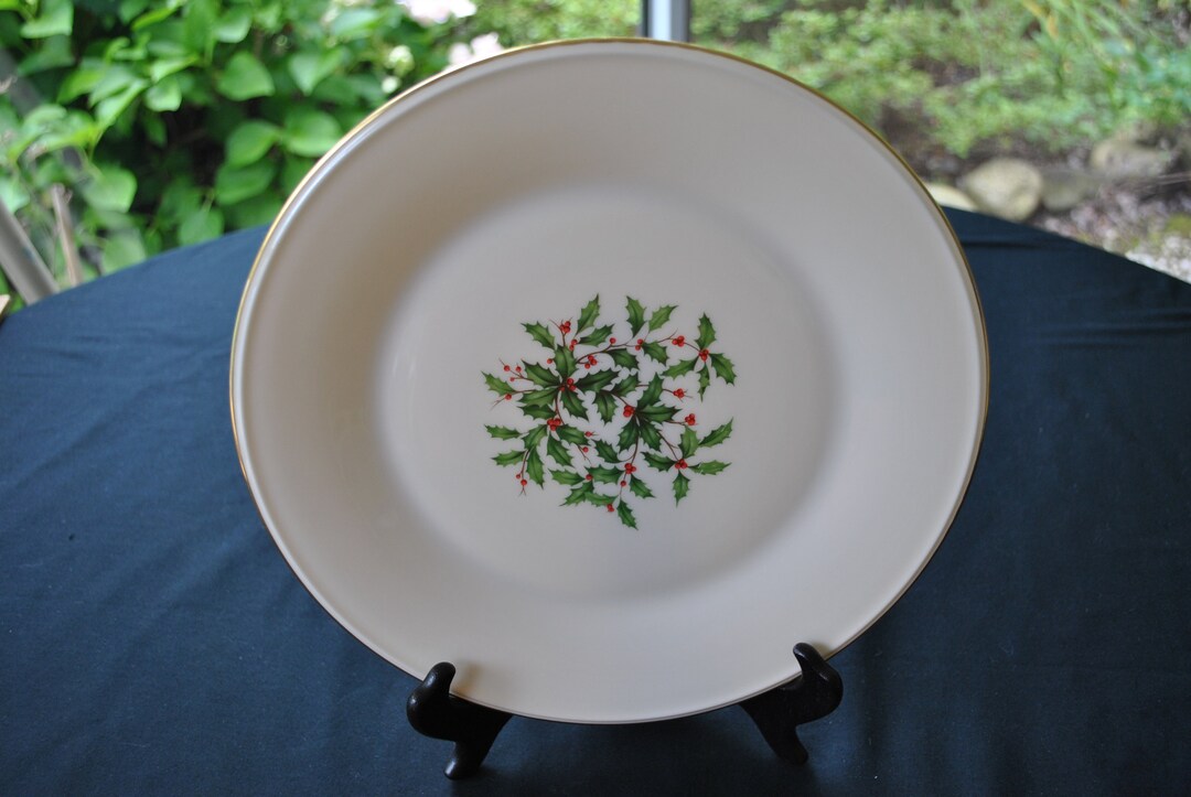 Lenox Cream Colored Porcelain 3 - Dinner Plates Small Decal Holiday ...