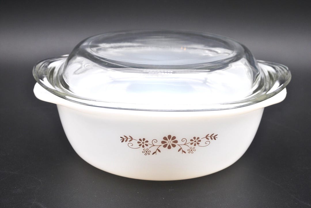 Dynaware Pyr-o-rey Round Casserole Baking Dish With Glass Lid Termocrisa Milk Glass Made in ...