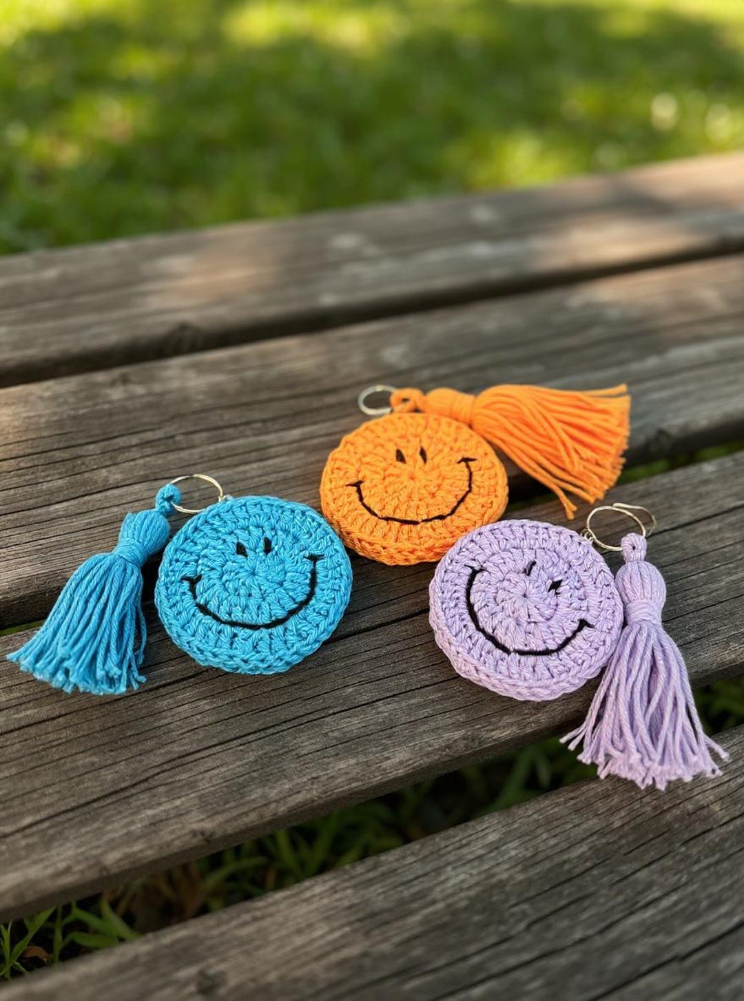 Smiley Face Keychain - Etsy