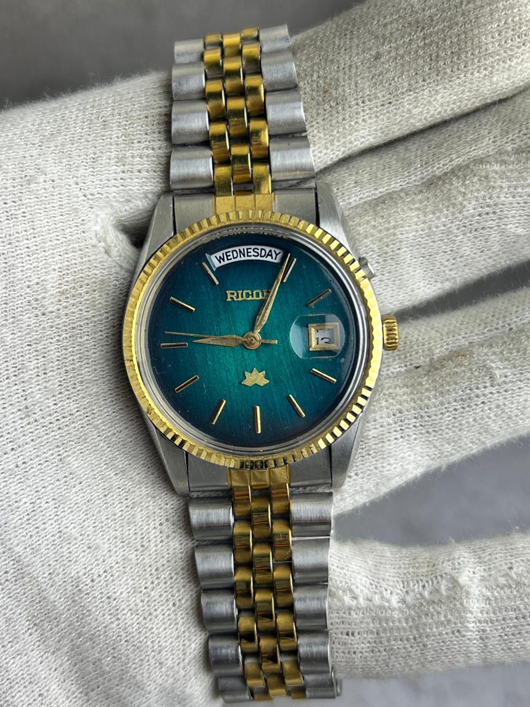 Vintage Ricoh Automatic Watch – Emerald Green Dial, Two-tone ...