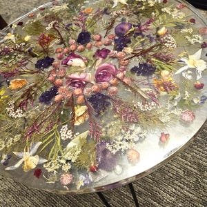FLOWER RESIN TABLE Embellished With Garden Grown Flowers Dried in Resin ...