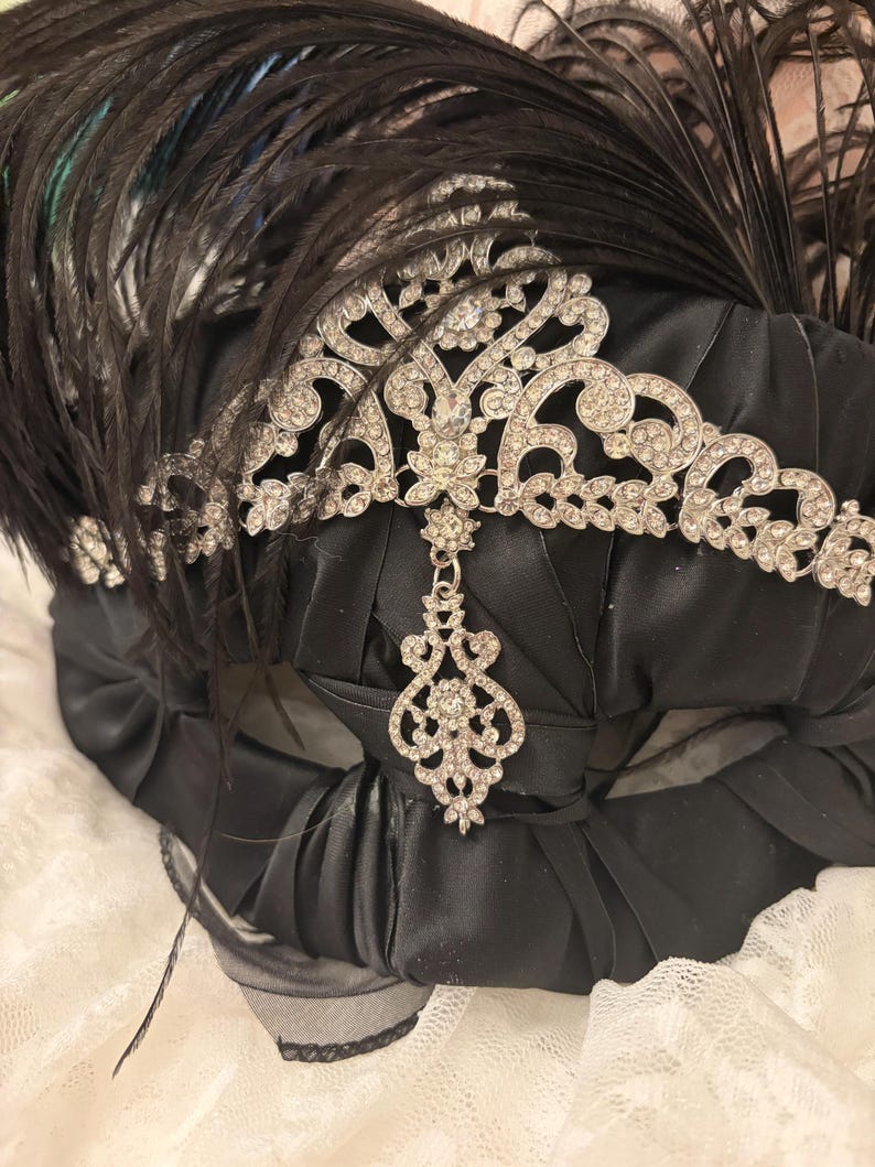 MARDI GRAS MASQUERADE Party Mask Embellished With Clear Rhinestones on ...