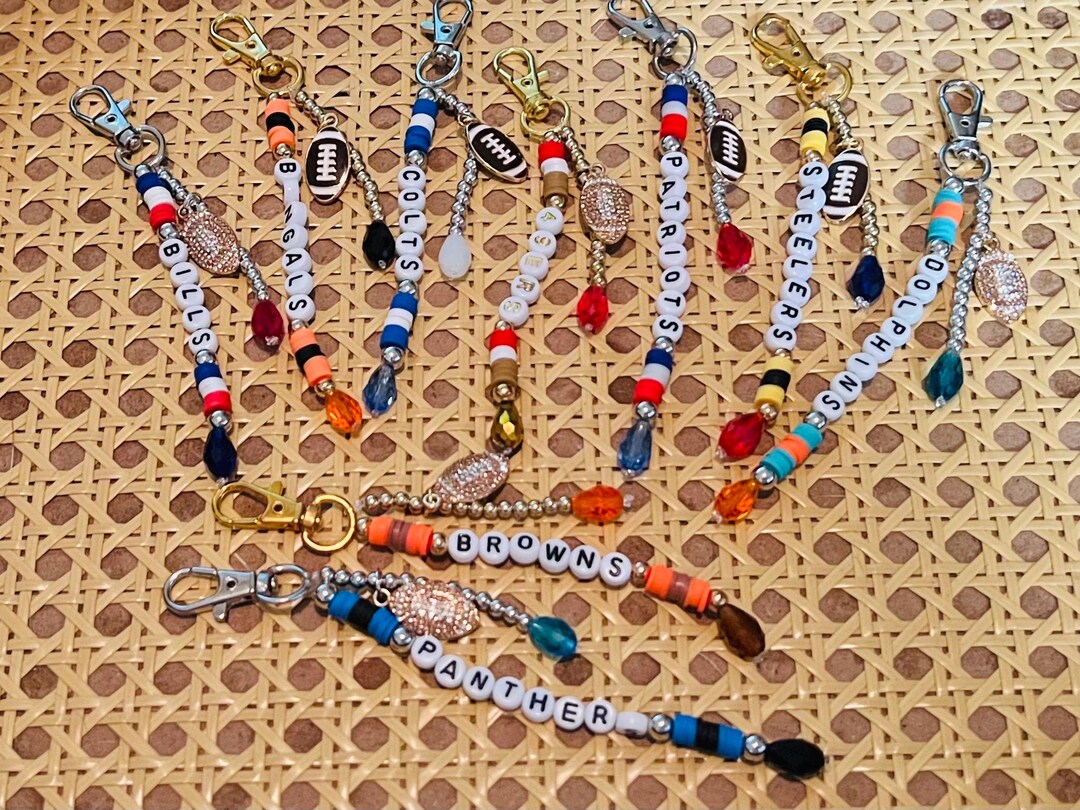 Custom NFL Keychain – Choose Your Team! - Etsy