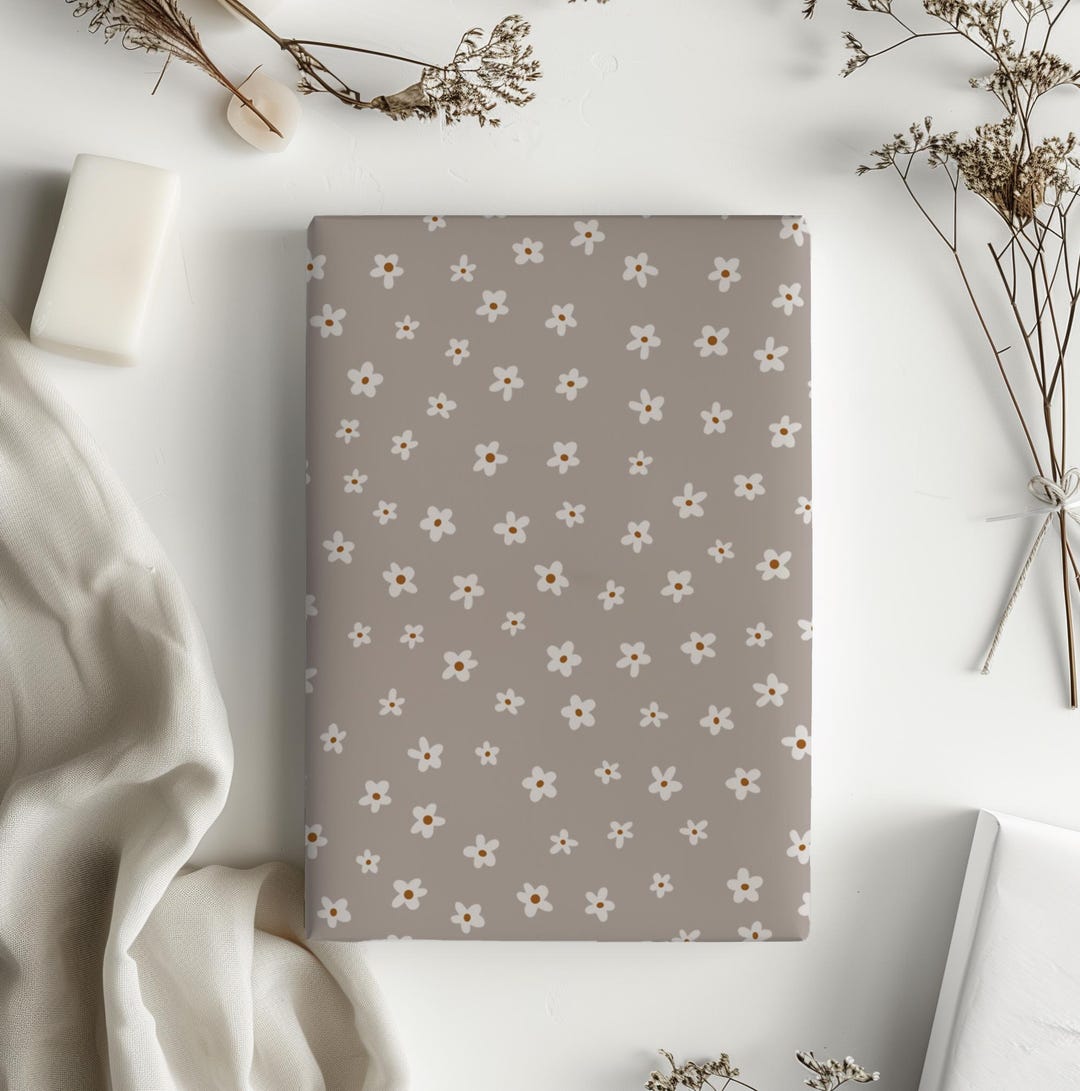 Dainty White Daisy Pattern Gift Wrap Paper | Floral Wrapping Paper - Etsy