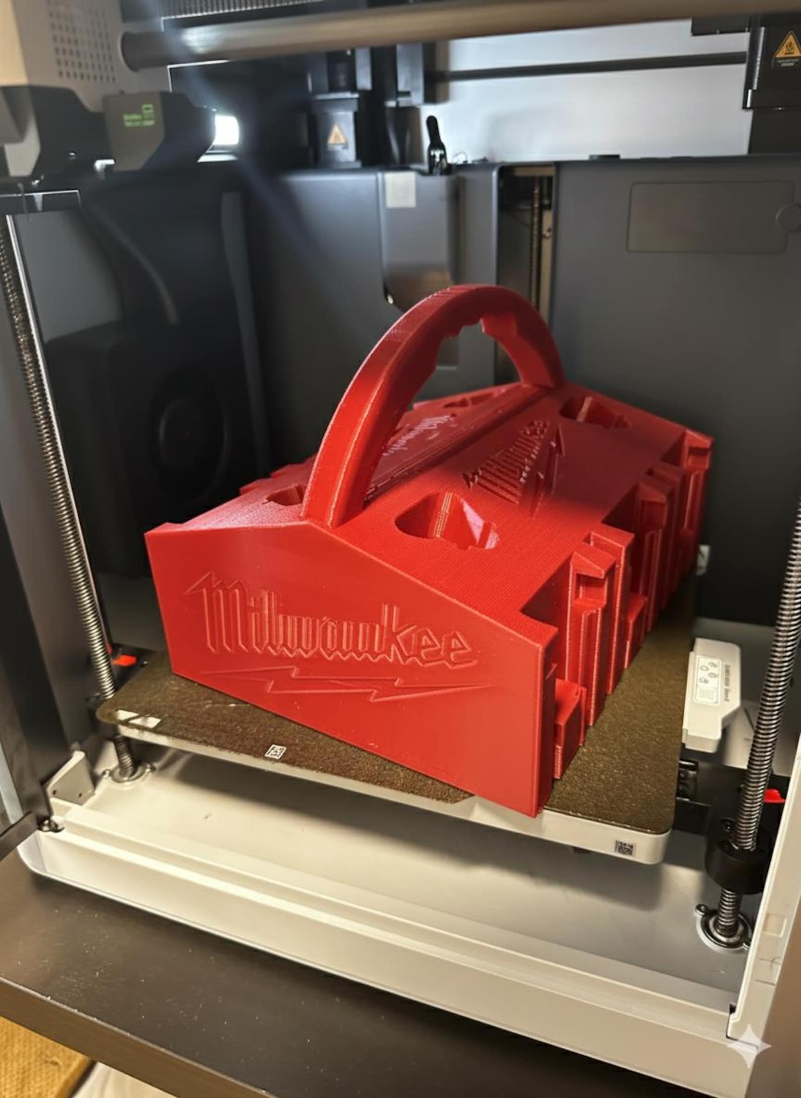 Milwaukee M18 & M12 Battery Holder – 6+4 Slots – 3D Printable File ...