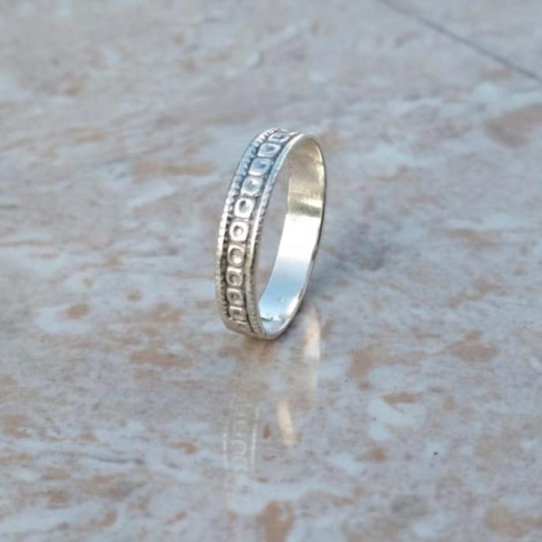 Sterling Silver Dotted Band Ring | Minimalist Unisex Stacking - Etsy