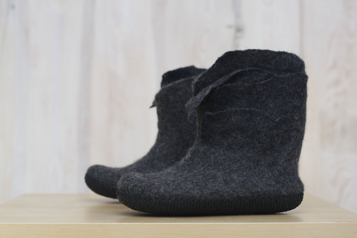 Felted Booties for Women in Charcoal Grey, Can Be Worn as Winter Snow ...