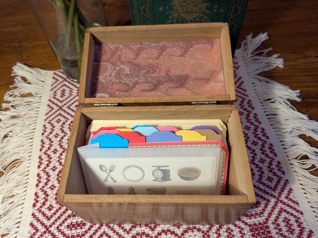 Antique Oak Wooden Recipe Box Complete With 62 Diecut Index Cards - Etsy