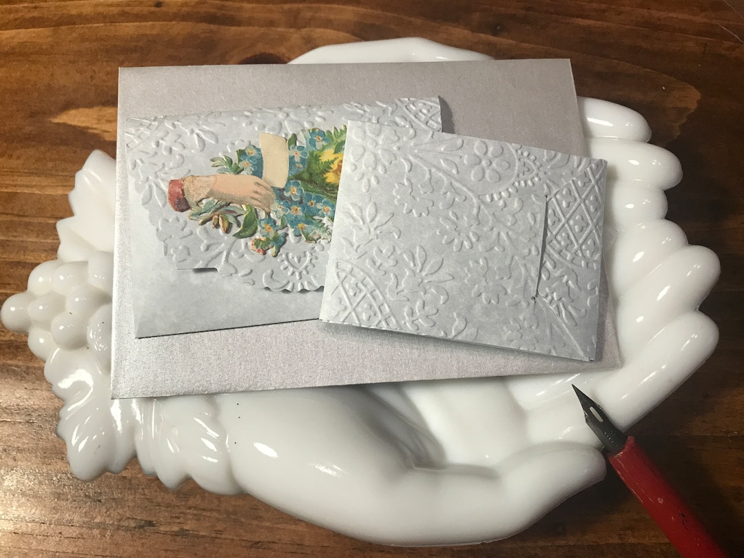 Victorian Style Mini Folded Letters or Booklets With Envelopes - Etsy