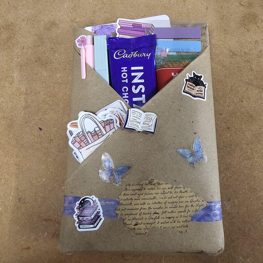 Maple's Blind Date With a Book - Etsy