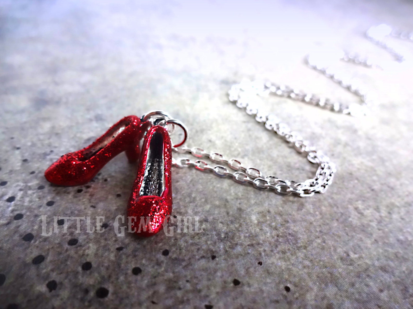 The Wonderful Wizard of Oz Ruby Slipper Glinda Magic Wand Charm ...