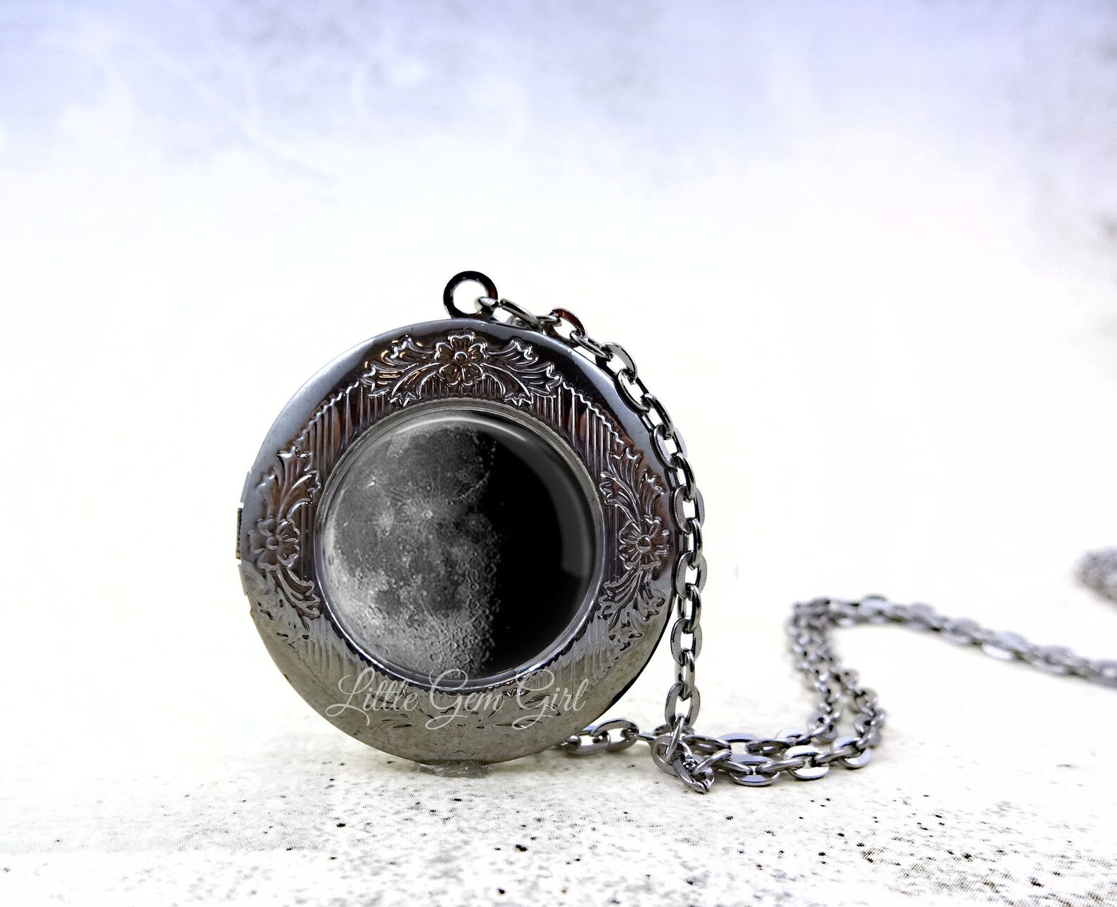 Custom Birth Moon Locket Necklace - Moon Phase Pendant in Silver ...