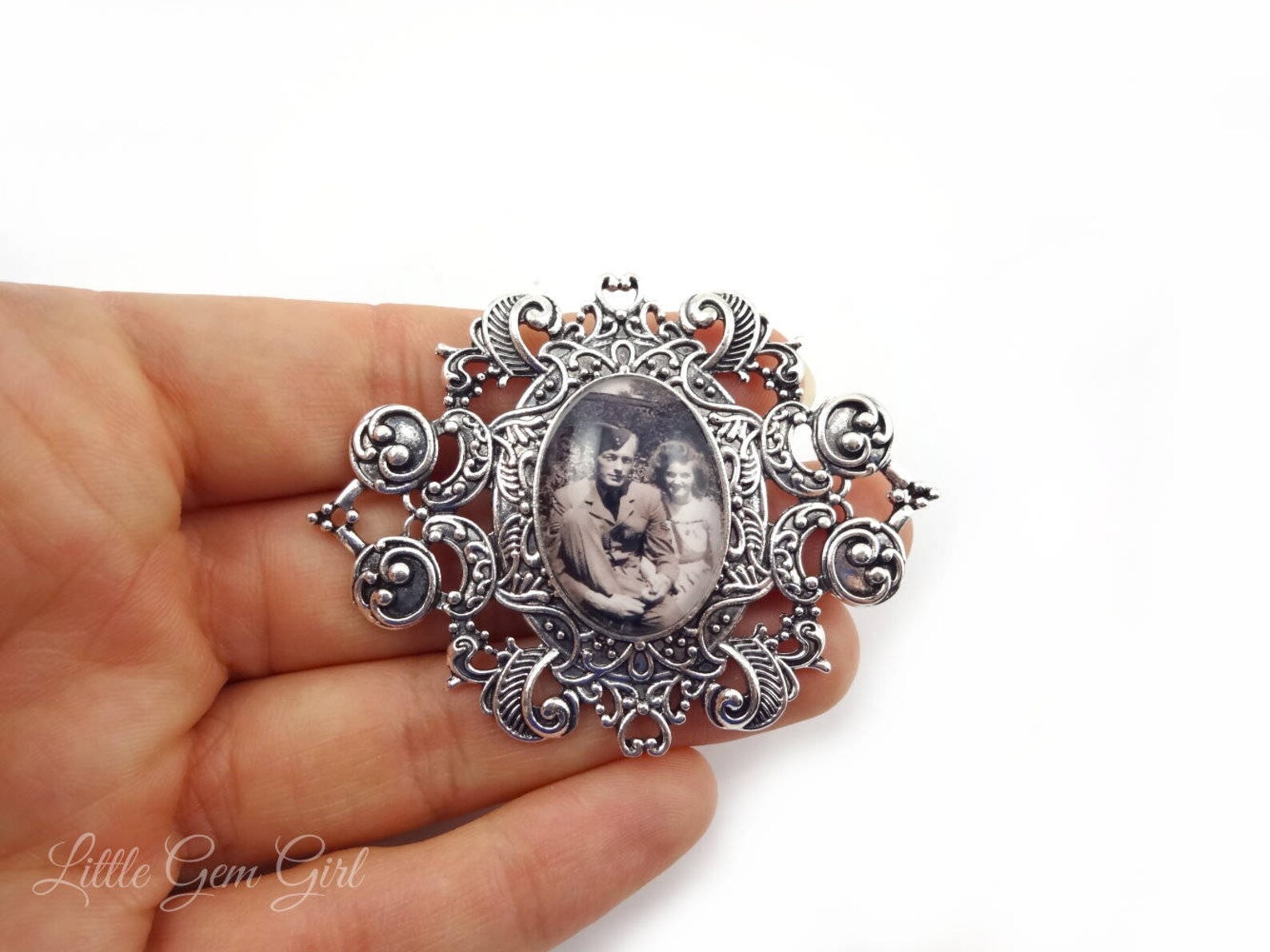 Vintage Style Personalized Photo Brooch Custom Picture - Etsy