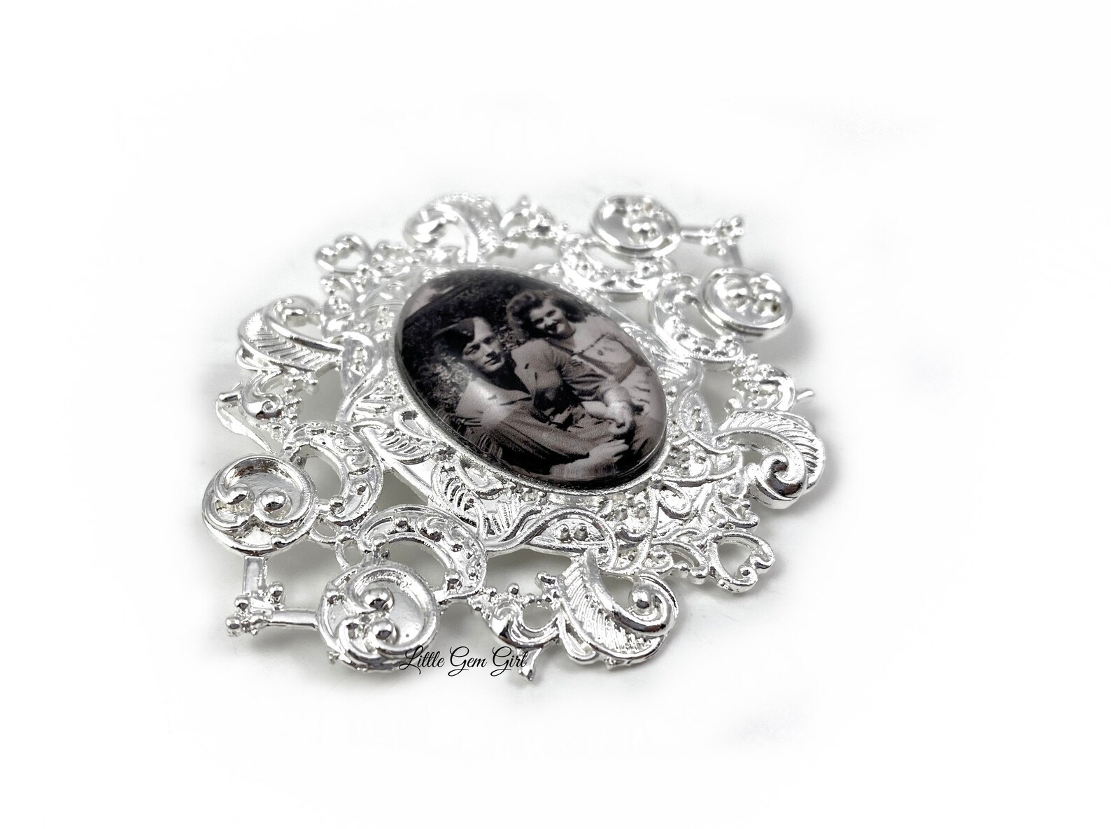 Vintage Style Personalized Photo Brooch Custom Picture - Etsy