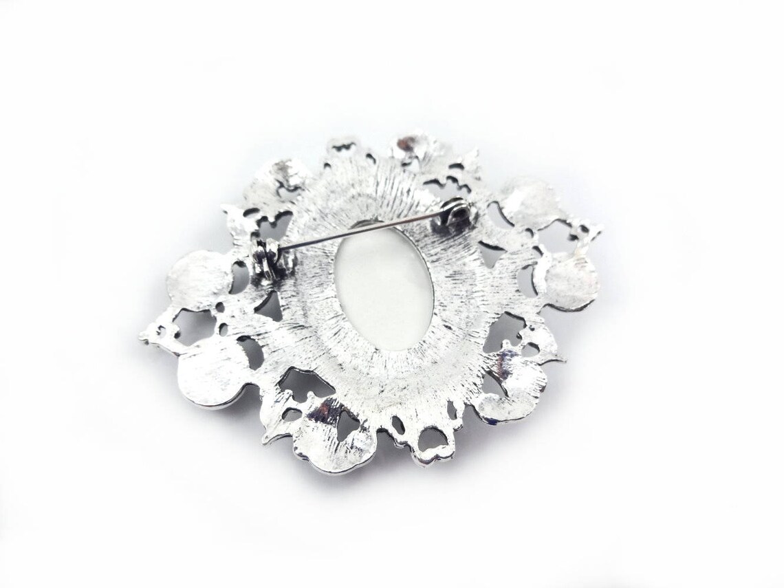 Vintage Style Personalized Photo Brooch Custom Picture | Etsy