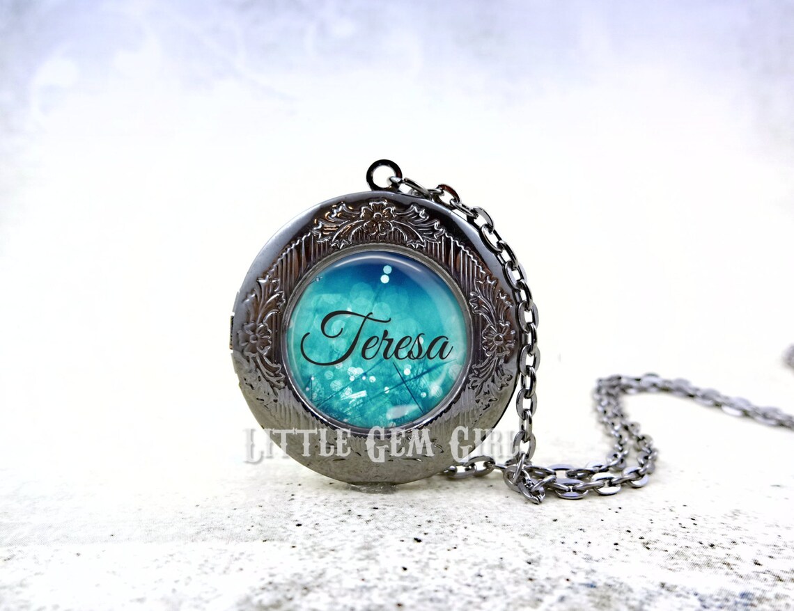 Personalized Name Locket - Monogram Necklace - Custom Photo Locket ...