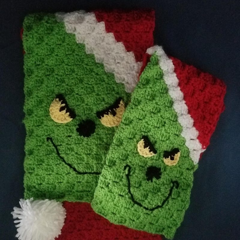 Grinch Scarf Pattern - Etsy