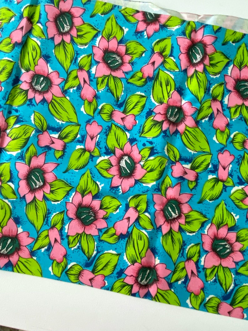 36l X 34w Vintage Fabric Pretty Pink - Etsy