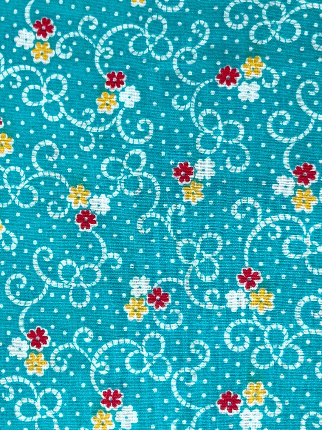 By the Yard X 35"w - Vintage Fabric - Calico - Red, Yellow and White ...