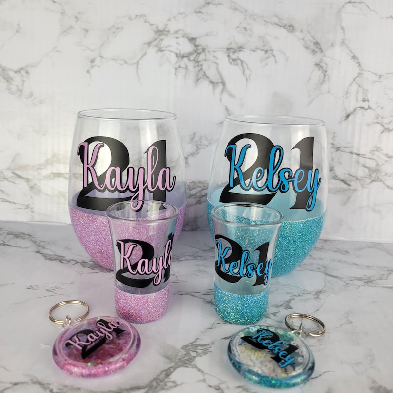 Personalized Glitter Birthday Wine Glass Set | Custom Name & Age - Etsy