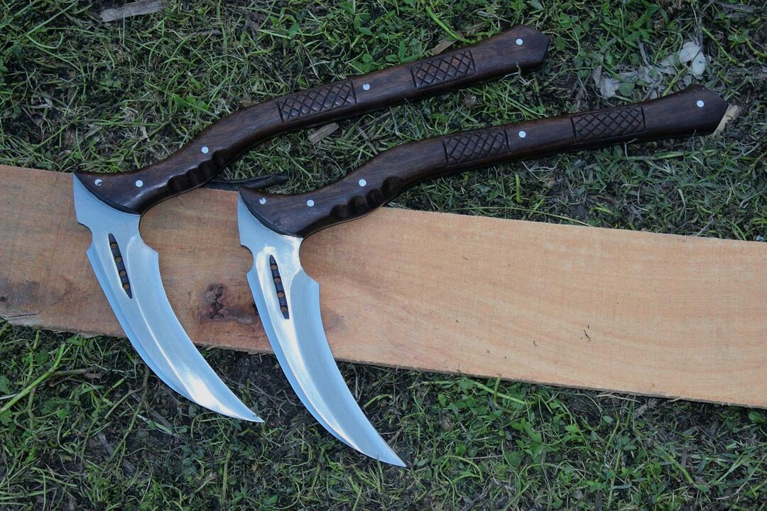 Handcrafted Japanese Kama Sickle: 5160 Leaf Spring, Rosewood Handle - Etsy