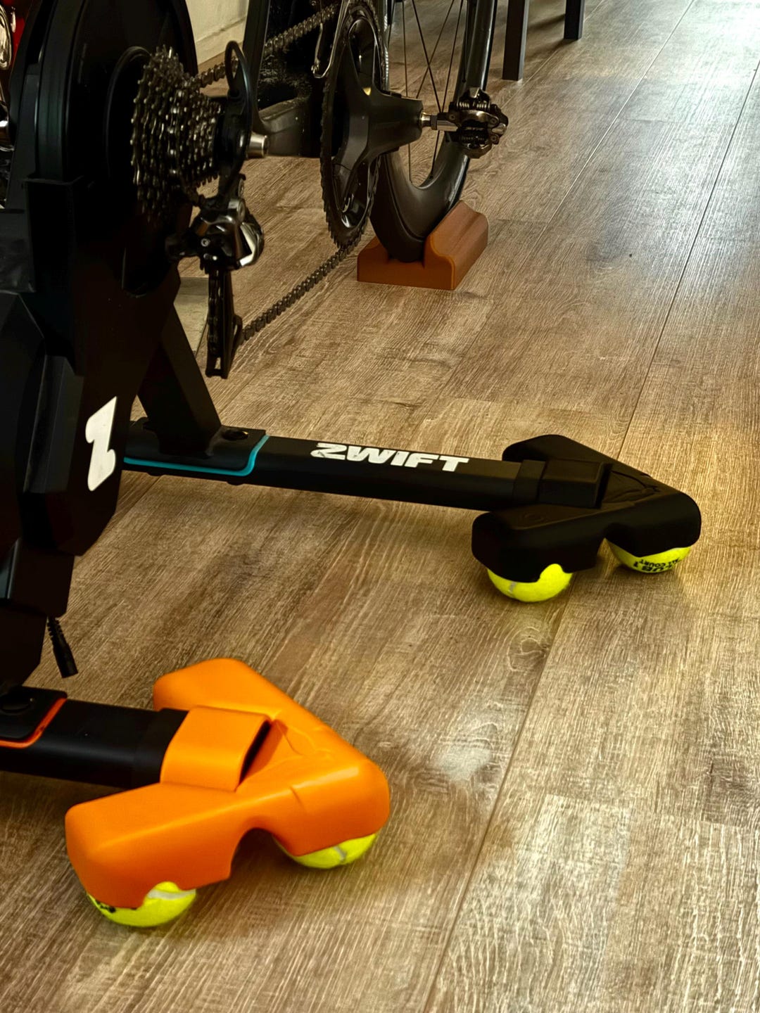 Wahoo KICKR Core 2 & Zwift Bike Indoor Rocker System. 3 Balls Variation ...