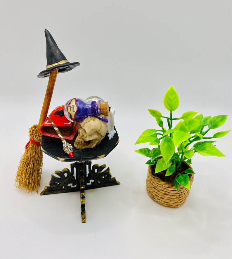 1:12 Scale Witch Altar Table – Gothic Miniature Witchcraft Display With ...