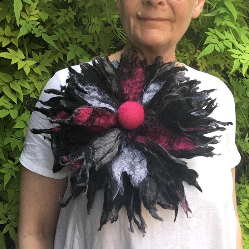 Felted Flower Pin - Etsy