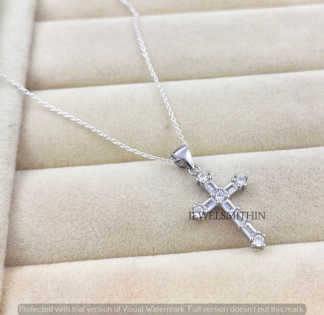 14k Gold Colorless Moissanite Diamond Cross Pendant for Women ...