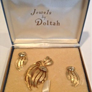Mid Century Gift Set Jewels by Deltah in Original Box Modernist ...