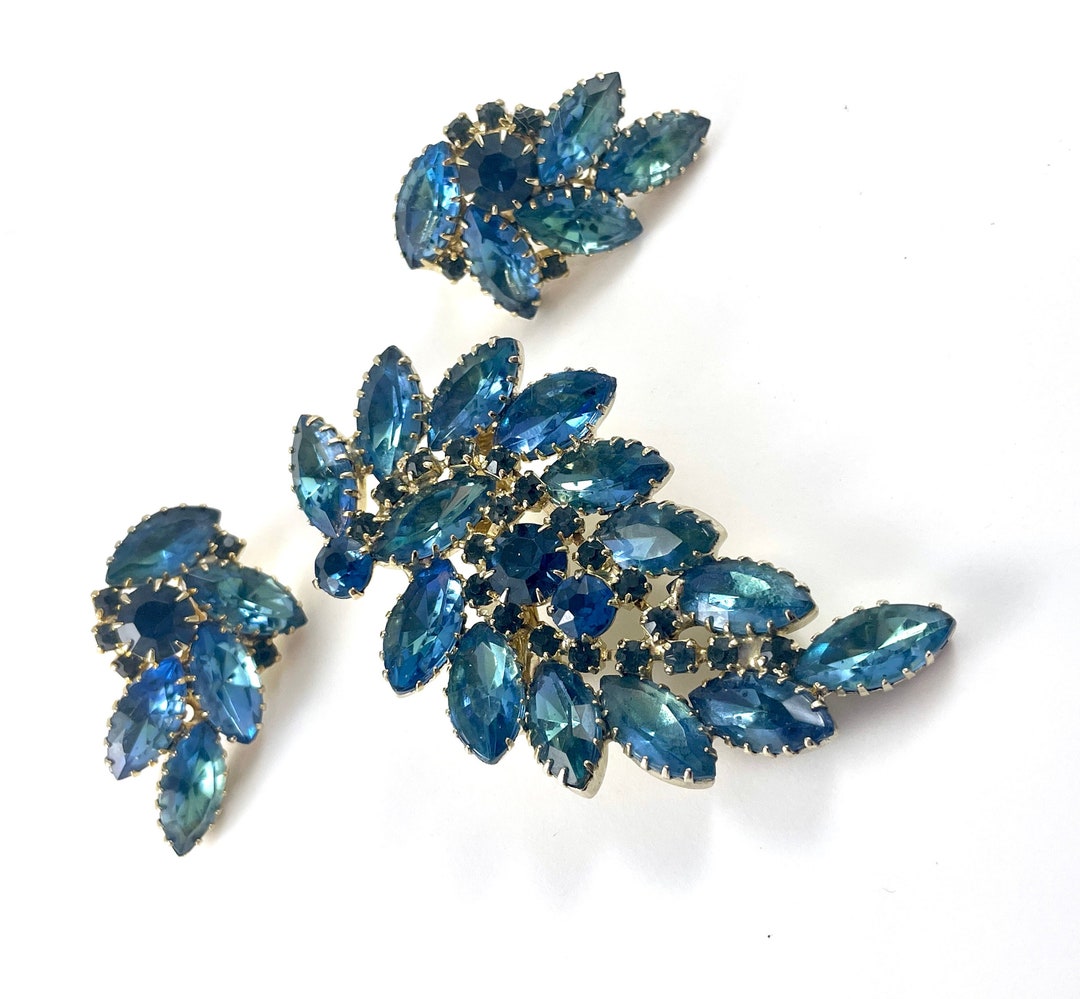 Blue Rhinestone Brooch and Earrings - Etsy