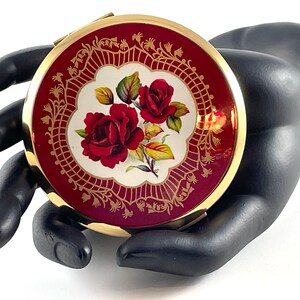 Vintage Compact Stratton NOS Red Roses in Original Box - Etsy