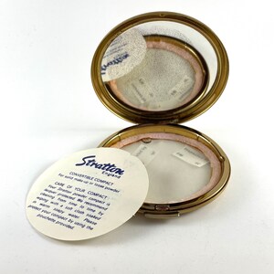 Vintage Compact Stratton NOS Red Roses in Original Box - Etsy