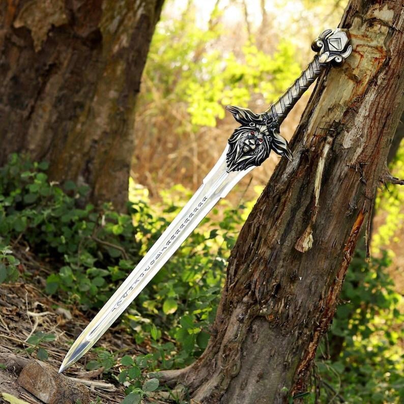 Réplica artesanal da espada de World of Warcraft – Decoração de parede ...