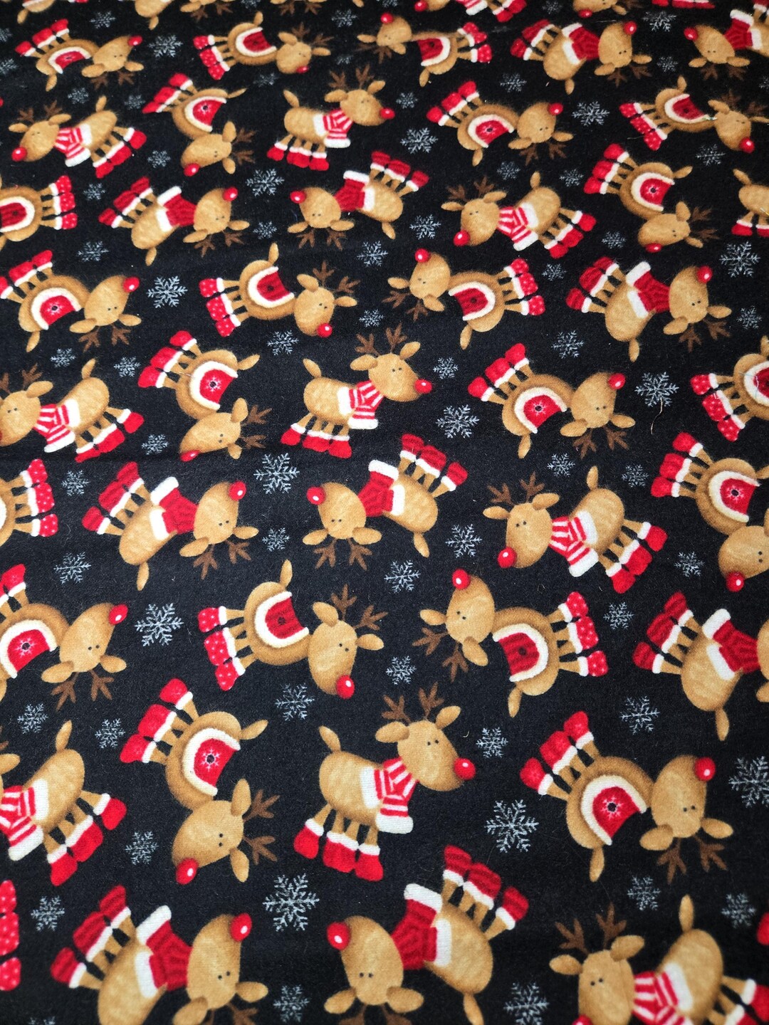 Reindeer Christmas Cotton Fabric – Holiday Quilting & Sewing, by the ...
