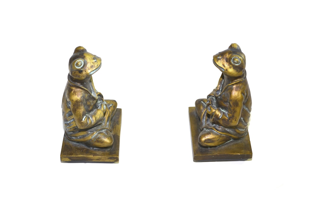 Vintage Frog Bookends Zen Frogs Yoga Frog Statues Meditating Frogs Toad ...