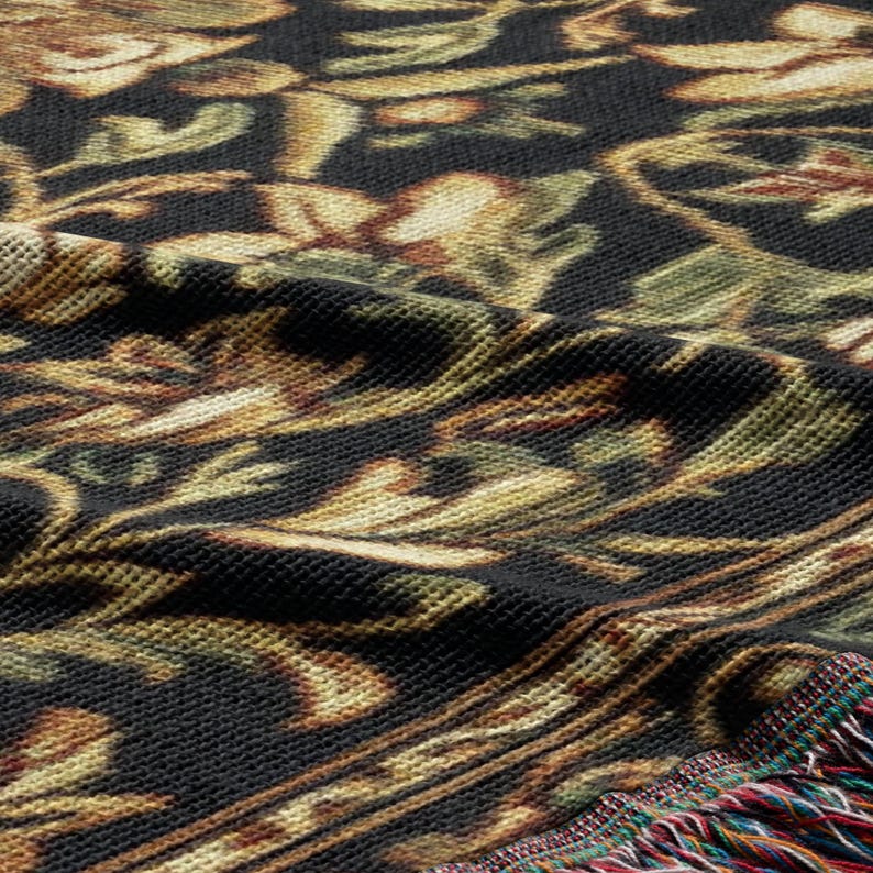 Medieval Lizard Woven Blanket, Fantasy Reptile Tapestry Throw, Green ...