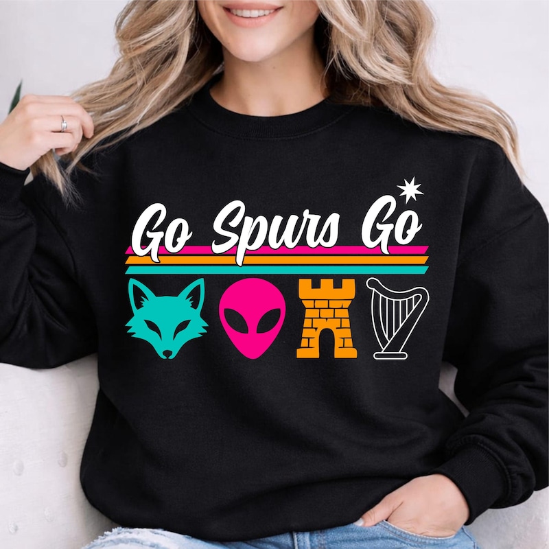 Spurs Alien Fox Castle - Etsy