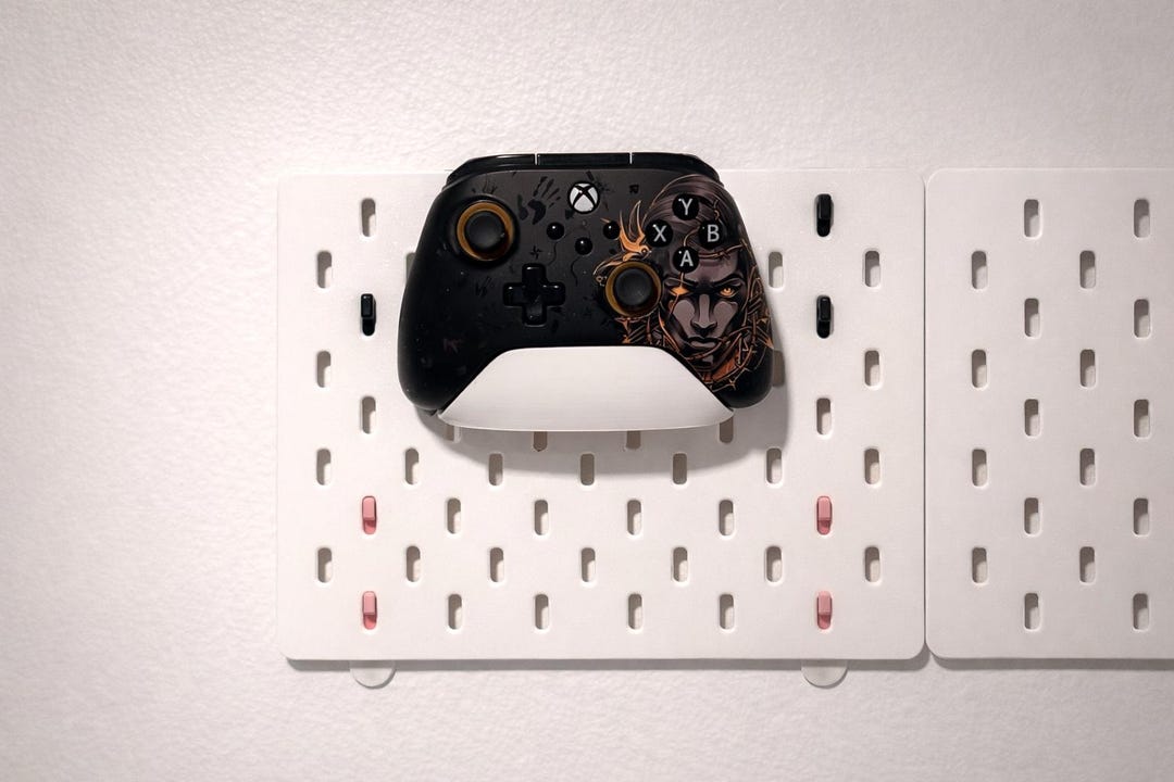 IKEA Pegboard Xbox Controller Holder – Plastic Pegboard Mount for Xbox ...