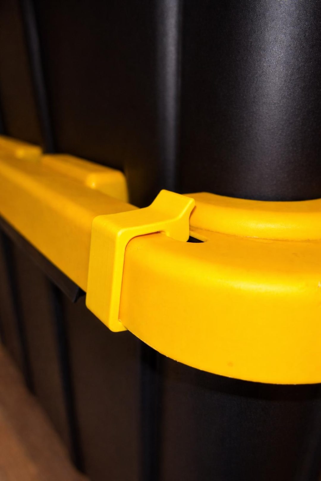 HDX Tote Lid Clips – 3D Printed Storage Tote Fasteners - Etsy